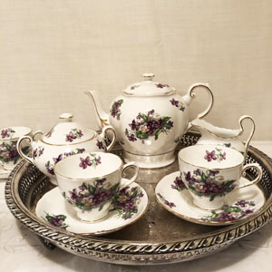 Tuscan Violet Tea Set With Teapot, Covered Sugar and Creamer and Five ...
